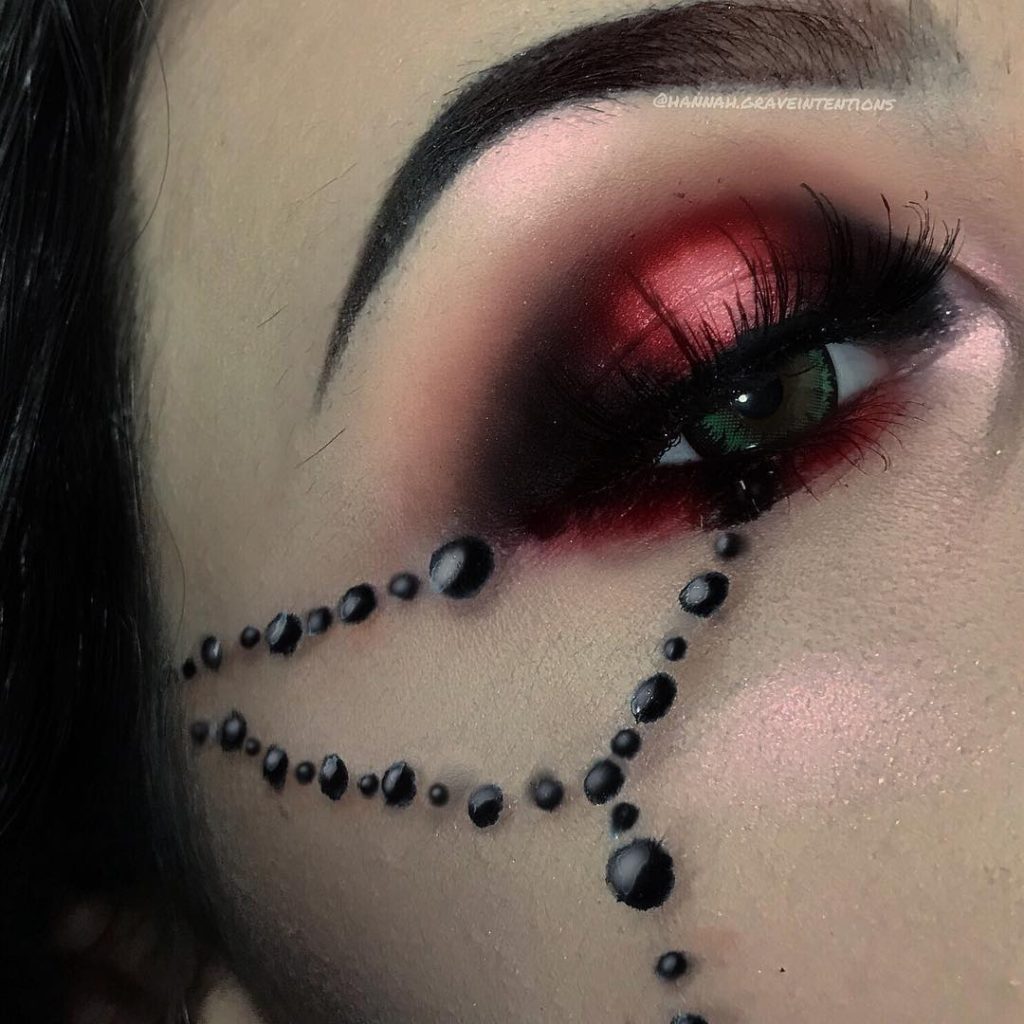 [UPDATED] 40 Halo Eye Looks for a Gorgeous Gaze