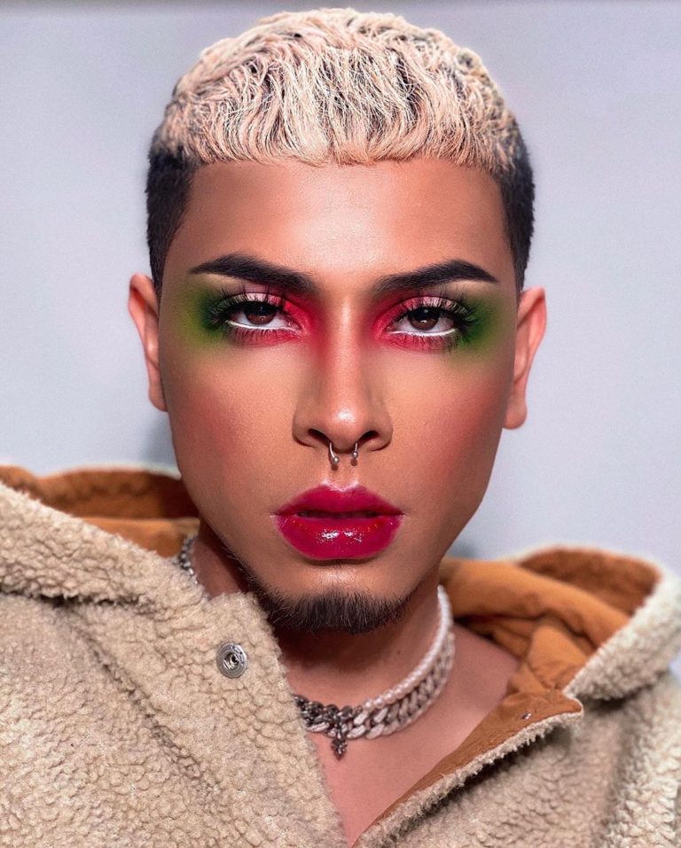 [UPDATED] 50+ Eye-catching Editorial Makeup Looks