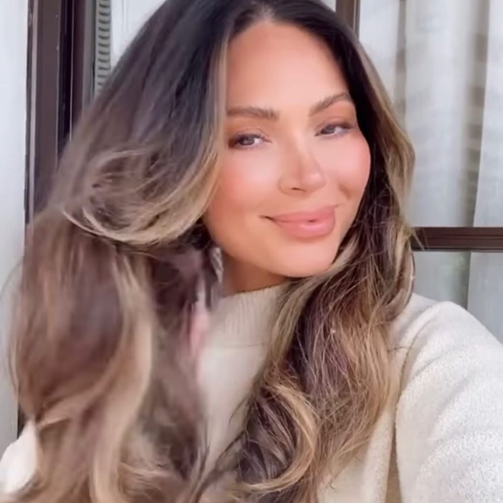 [UPDATED] 40+ Chic Curtain Bangs
